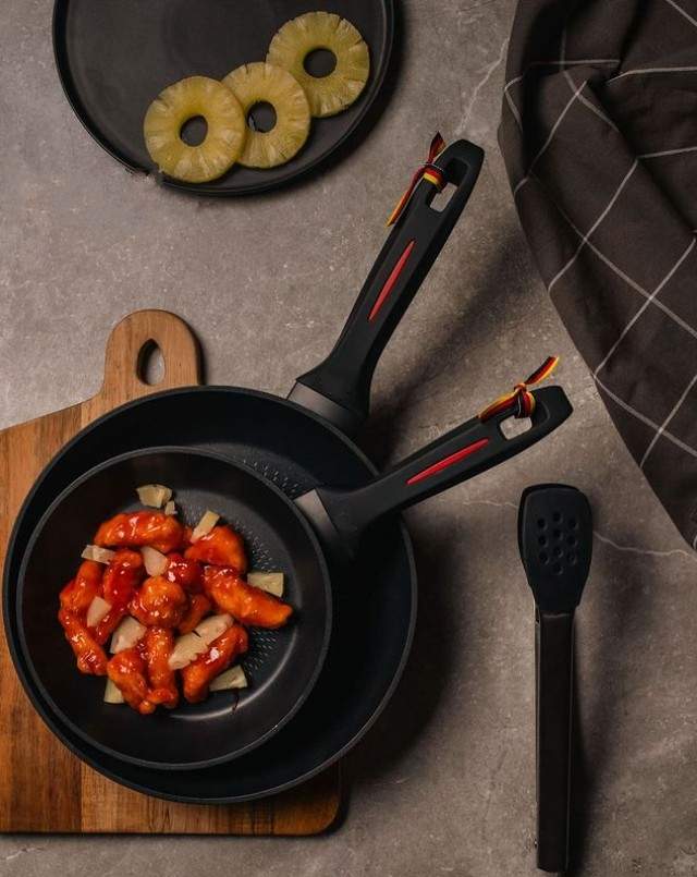 30 cm non-stick marmorwok, kompatibel med induksjon | eStore