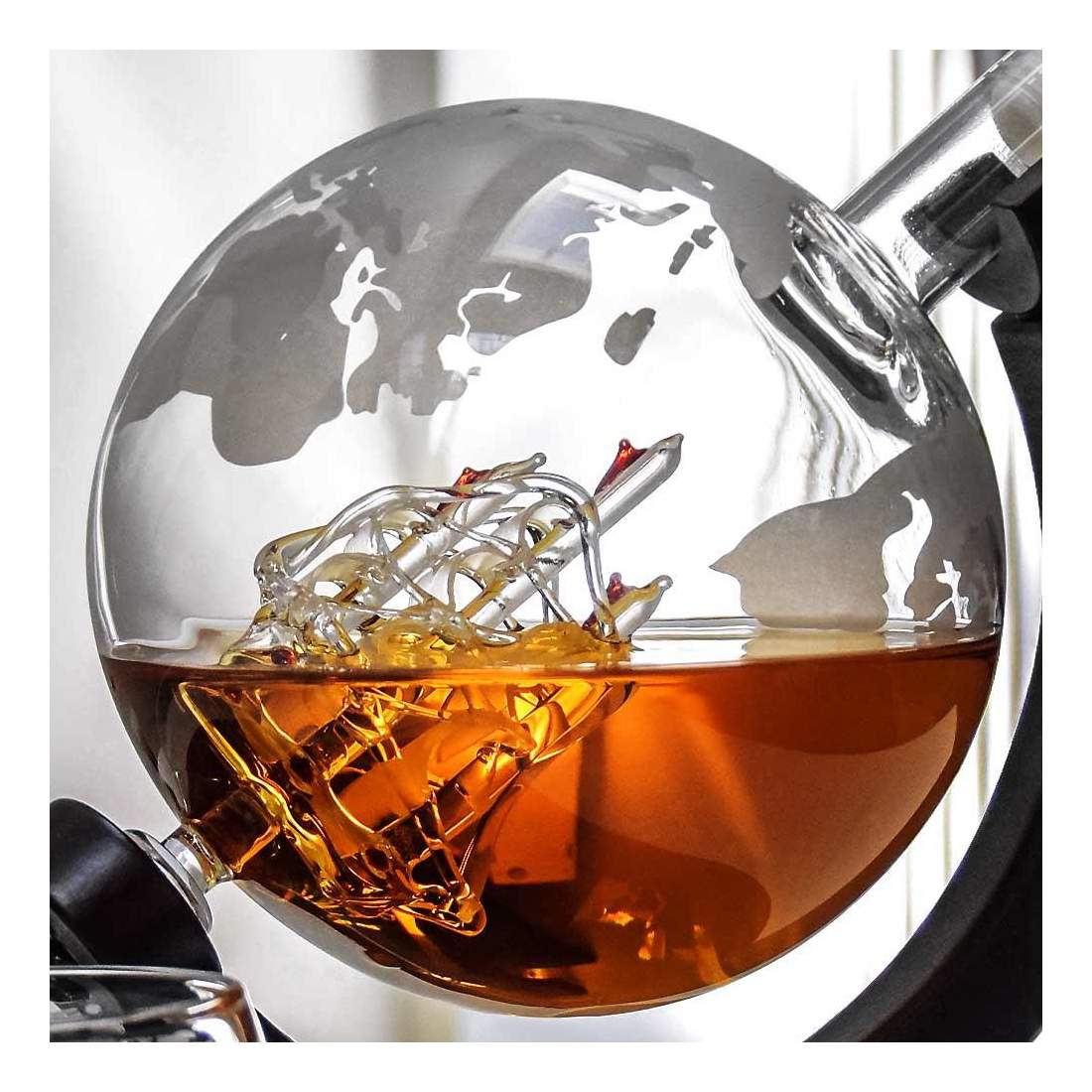 Karaffel med To Glass og Brett - Skip i Globus | eStore